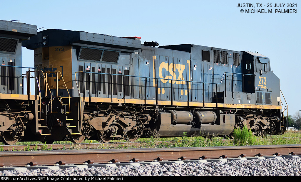 CSX AC4400CW 273